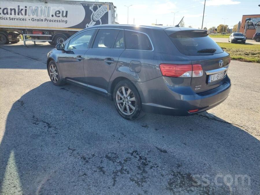 Zils Toyota Avensis 2012 Saldus, ar dzinēja tilpumu 2.00 L un nobraukumu 341 tūkst. km par 4050 €, foto 3 vietnē AUTOMOTO.COM.LV