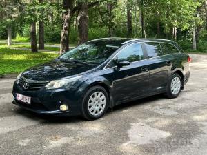 Zils Toyota Avensis 2012 Rīga, ar dzinēja tilpumu 1.80 L un nobraukumu 0 tūkst. km par 6199 €, foto  vietnē AUTOMOTO.COM.LV