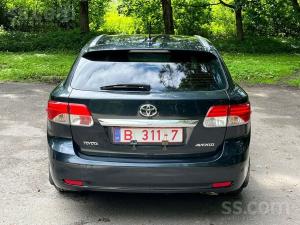 Blue Toyota Avensis 2012 in Riga, with an engine capacity of 1.80 L and mileage of 0 thousand km for 6199 €, photo 5 on AUTOMOTO.COM.LV