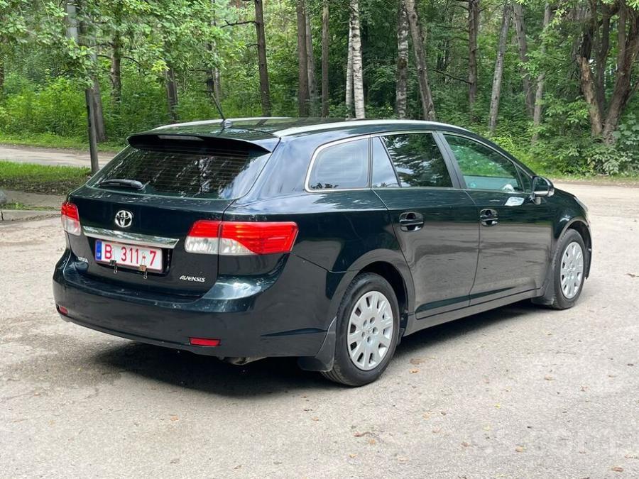 Blue Toyota Avensis 2012 in Riga, with an engine capacity of 1.80 L and mileage of 0 thousand km for 6199 €, photo 6 on AUTOMOTO.COM.LV