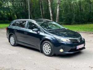 Blue Toyota Avensis 2012 in Riga, with an engine capacity of 1.80 L and mileage of 0 thousand km for 6199 €, photo 8 on AUTOMOTO.COM.LV