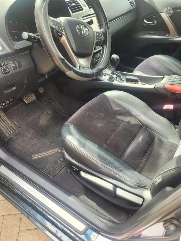 Zils Toyota Avensis 2012 Jurbarkas, ar dzinēja tilpumu 2.23 L un nobraukumu 302 tūkst. km par 5100 €, foto 8 vietnē AUTOMOTO.COM.LV