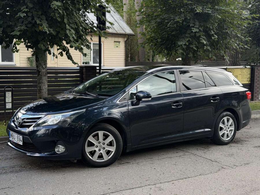 Синий Тойота Авенсис 2012 в Алитус, объемом двигателя 2.00 л и пробегом 298 тыс. км за 4750 €, фото 5 на AUTOMOTO.COM.LV