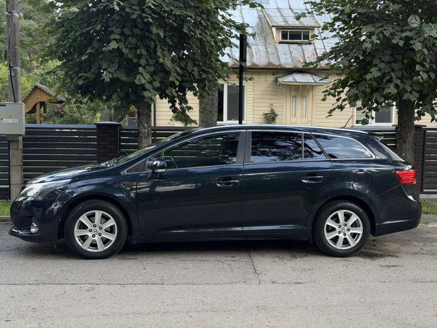 Синий Тойота Авенсис 2012 в Алитус, объемом двигателя 2.00 л и пробегом 298 тыс. км за 4750 €, фото 6 на AUTOMOTO.COM.LV
