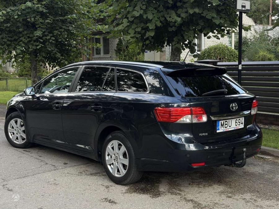 Синий Тойота Авенсис 2012 в Алитус, объемом двигателя 2.00 л и пробегом 298 тыс. км за 4750 €, фото 7 на AUTOMOTO.COM.LV
