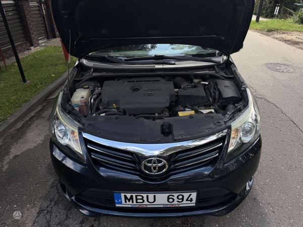 Blue Toyota Avensis 2012 in Alytus, with an engine capacity of 2.00 L and mileage of 298 thousand km for 4750 €, photo 10 on AUTOMOTO.COM.LV