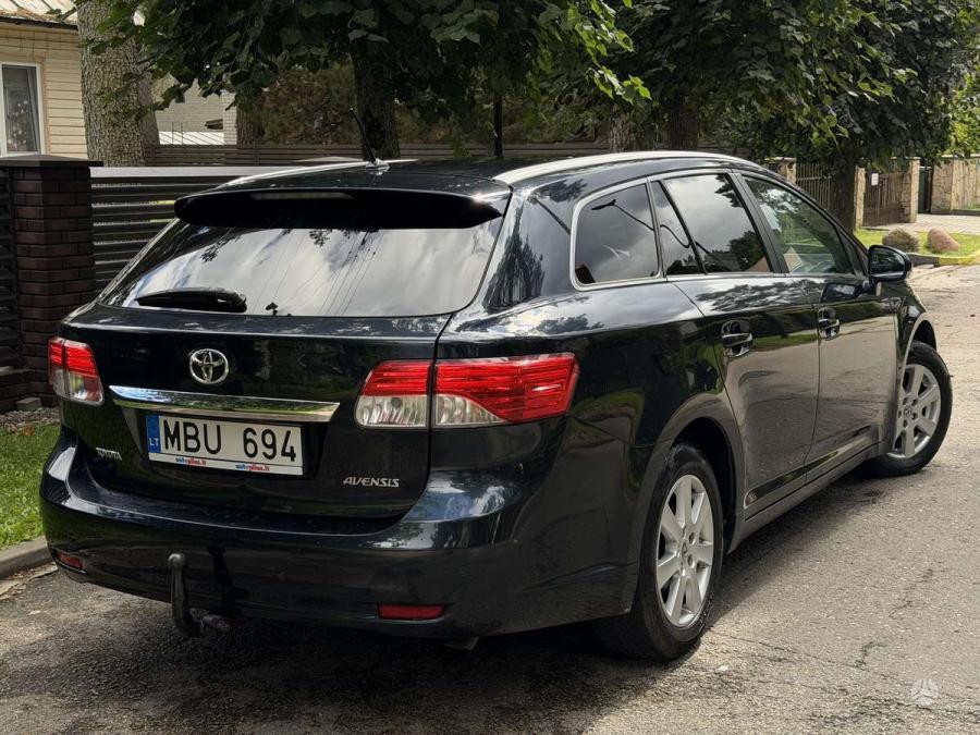 Синий Тойота Авенсис 2012 в Алитус, объемом двигателя 2.00 л и пробегом 298 тыс. км за 4750 €, фото 17 на AUTOMOTO.COM.LV
