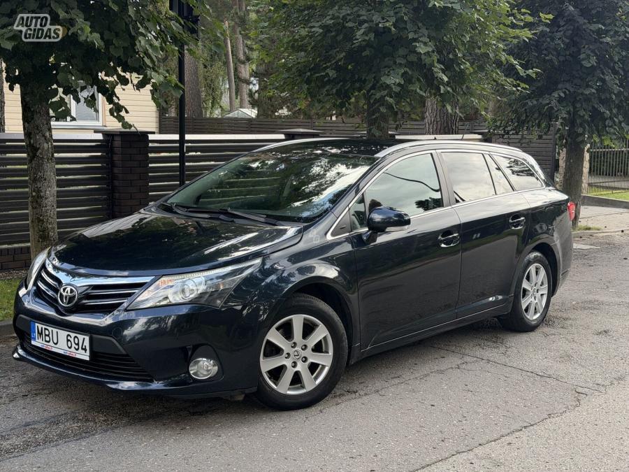 Синий Тойота Авенсис 2012 в Алитус, объемом двигателя 2.00 л и пробегом 298 тыс. км за 4750 €, фото 4 на AUTOMOTO.COM.LV