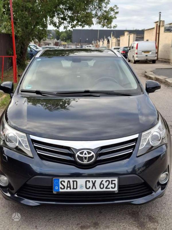 Toyota Avensis 2012 Kauņa vietnē Zils Toyota Avensis 2012 Kauņa, ar dzinēja tilpumu 2.00 L un nobraukumu 290 tūkst. km par 4300 €, foto 4 vietnē AUTOMOTO.COM.LV