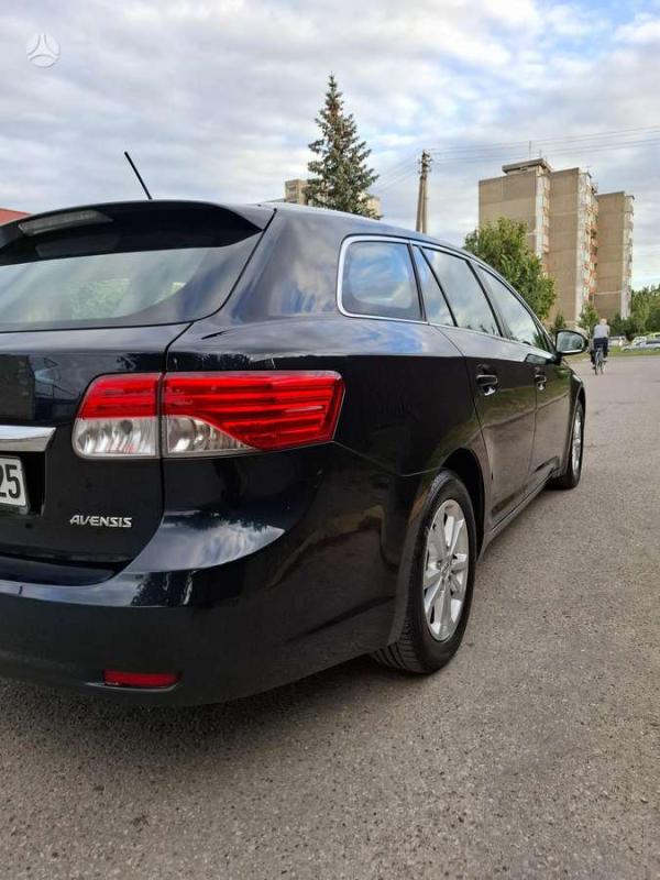Toyota Avensis 2012 Kauņa vietnē Zils Toyota Avensis 2012 Kauņa, ar dzinēja tilpumu 2.00 L un nobraukumu 290 tūkst. km par 4300 €, foto 10 vietnē AUTOMOTO.COM.LV