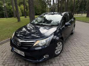 Blue Toyota Avensis 2012 in Alytus, with an engine capacity of 2.00 L and mileage of 298 thousand km for 4850 €, photo 13 on AUTOMOTO.COM.LV