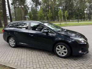 Blue Toyota Avensis 2012 in Alytus, with an engine capacity of 2.00 L and mileage of 298 thousand km for 4850 €, photo 17 on AUTOMOTO.COM.LV