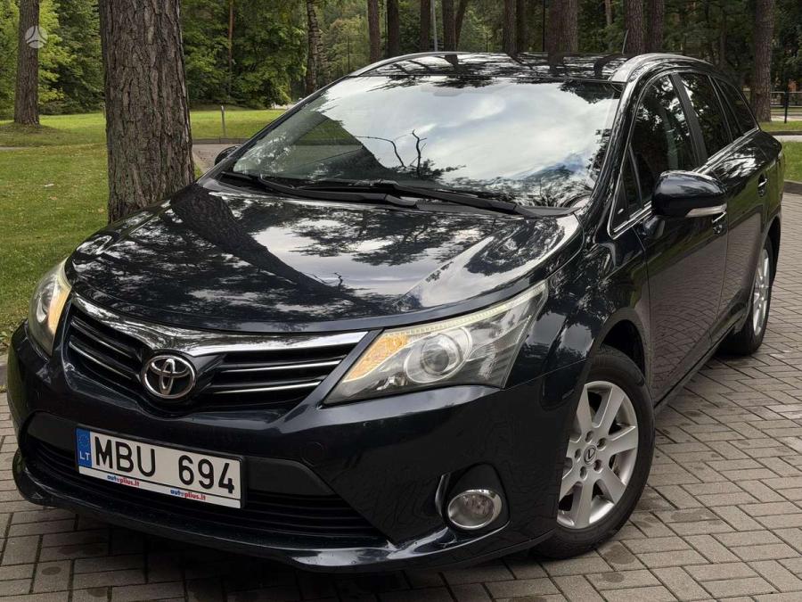 Blue Toyota Avensis 2012 in Alytus, with an engine capacity of 2.00 L and mileage of 298 thousand km for 4850 €, photo 23 on AUTOMOTO.COM.LV