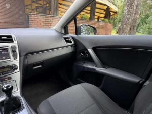 Blue Toyota Avensis 2012 in Alytus, with an engine capacity of 2.00 L and mileage of 298 thousand km for 4850 €, photo 38 on AUTOMOTO.COM.LV