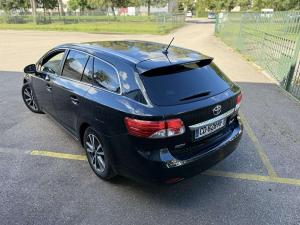 Blue Toyota Avensis 2012 in Ukmerge, with an engine capacity of 2.00 L and mileage of 256 thousand km for 5300 €, photo 3 on AUTOMOTO.COM.LV
