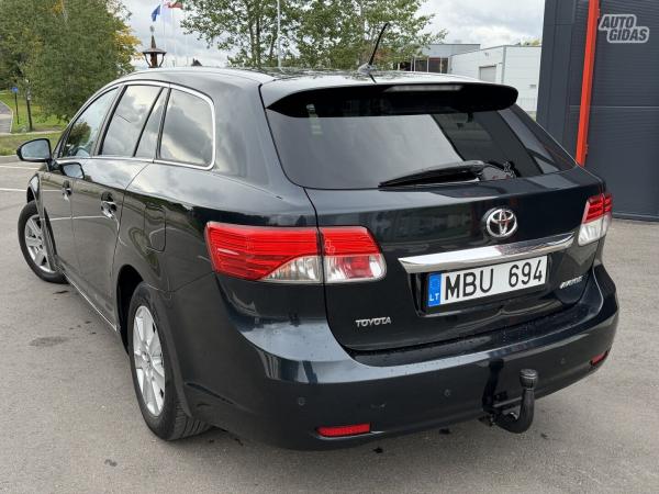 Zils Toyota Avensis 2012 Alīta, ar dzinēja tilpumu 2.00 L un nobraukumu 298 tūkst. km par 5300 €, foto 7 vietnē AUTOMOTO.COM.LV