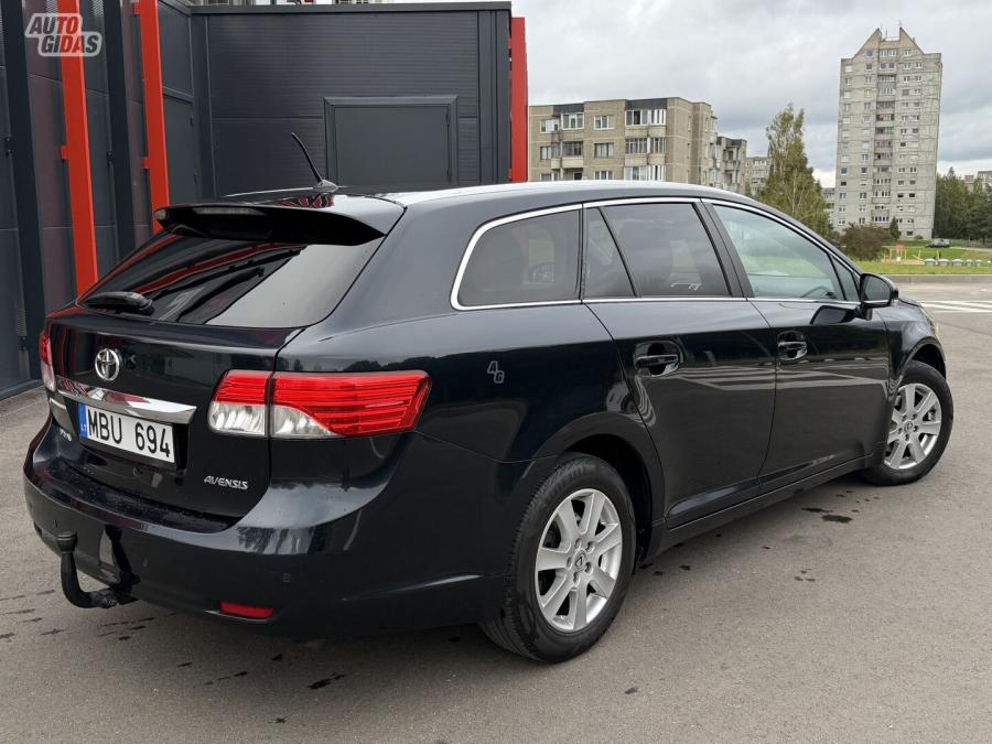 Синий Тойота Авенсис 2012 в Алитус, объемом двигателя 2.00 л и пробегом 298 тыс. км за 5300 €, фото 15 на AUTOMOTO.COM.LV