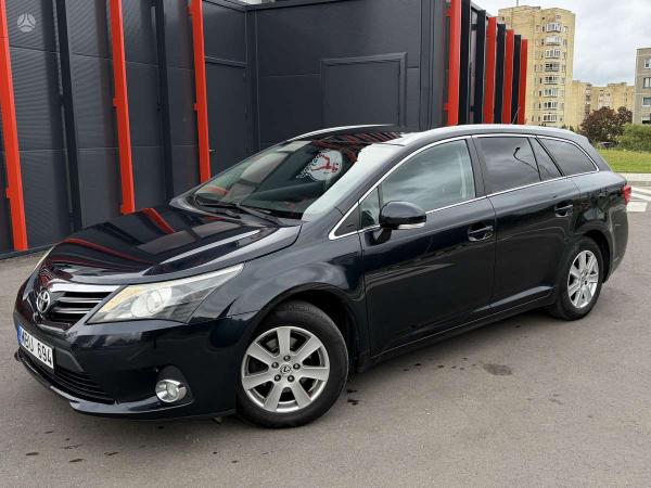 Zils Toyota Avensis 2012 Alīta, ar dzinēja tilpumu 2.00 L un nobraukumu 298 tūkst. km par 5300 €, foto 4 vietnē AUTOMOTO.COM.LV