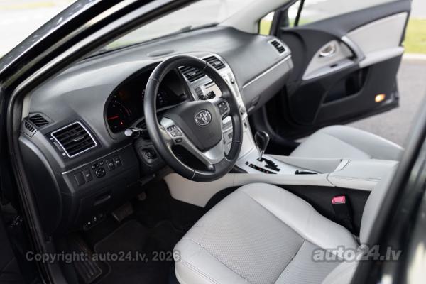 Тойота Авенсис 2014 в Таллин на AUTOMOTO.COM.LV Синий Тойота Авенсис 2014 в Таллин, объемом двигателя 2.20 л и пробегом 253 тыс. км за 7999 €, фото 10 на AUTOMOTO.COM.LV