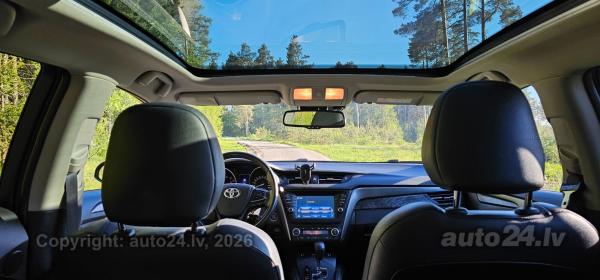 Blue Toyota Avensis 2015 in Tallinn, with an engine capacity of 2.00 L and mileage of 167 thousand km for 12390 €, photo 3 on AUTOMOTO.COM.LV