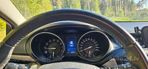 Blue Toyota Avensis 2015 in Tallinn, with an engine capacity of 2.00 L and mileage of 167 thousand km for 12390 €, photo 6 on AUTOMOTO.COM.LV