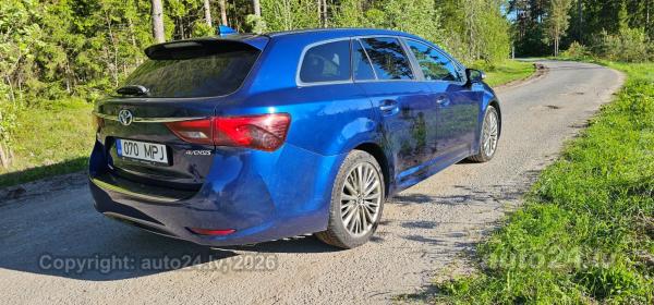 Blue Toyota Avensis 2015 in Tallinn, with an engine capacity of 2.00 L and mileage of 167 thousand km for 12390 €, photo 7 on AUTOMOTO.COM.LV