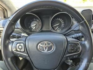 Blue Toyota Avensis 2015 in Ogre, with an engine capacity of 1.80 L and mileage of 255 thousand km for 6100 €, photo 4 on AUTOMOTO.COM.LV