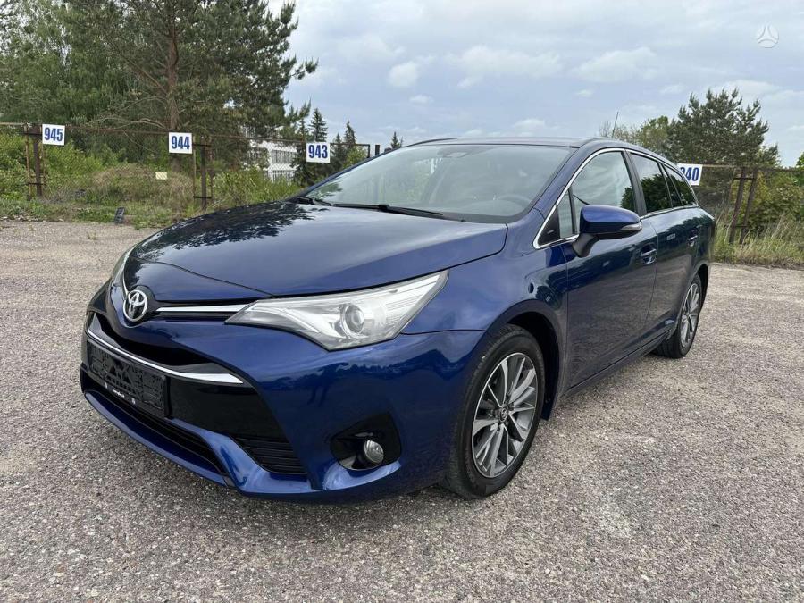 Blue Toyota Avensis 2015 in Alytus, with an engine capacity of 1.60 L and mileage of 276 thousand km for 7700 €, photo 1 on AUTOMOTO.COM.LV