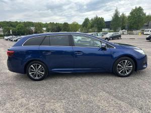Blue Toyota Avensis 2015 in Alytus, with an engine capacity of 1.60 L and mileage of 276 thousand km for 7700 €, photo 5 on AUTOMOTO.COM.LV