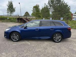 Blue Toyota Avensis 2015 in Alytus, with an engine capacity of 1.60 L and mileage of 276 thousand km for 7700 €, photo 9 on AUTOMOTO.COM.LV