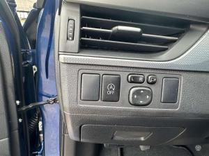 Blue Toyota Avensis 2015 in Alytus, with an engine capacity of 1.60 L and mileage of 276 thousand km for 7700 €, photo 20 on AUTOMOTO.COM.LV