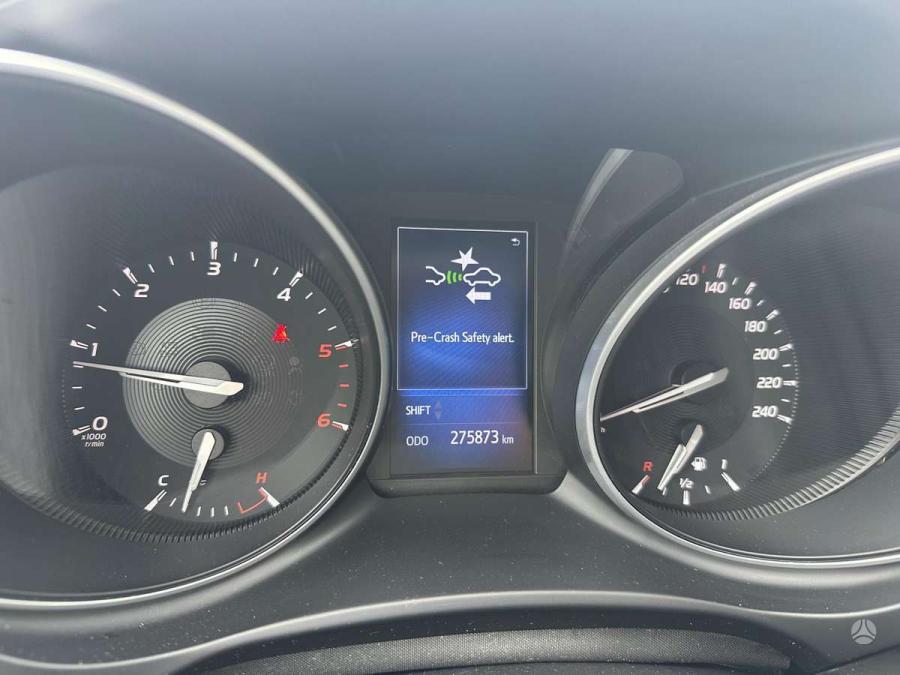 Blue Toyota Avensis 2015 in Alytus, with an engine capacity of 1.60 L and mileage of 276 thousand km for 7700 €, photo 27 on AUTOMOTO.COM.LV
