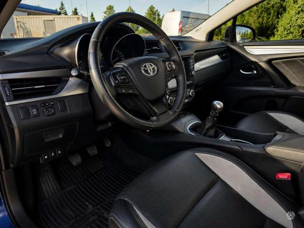 Zils Toyota Avensis 2015 Pakruojis, ar dzinēja tilpumu 2.00 L un nobraukumu 251 tūkst. km par 6900 €, foto 10 vietnē AUTOMOTO.COM.LV