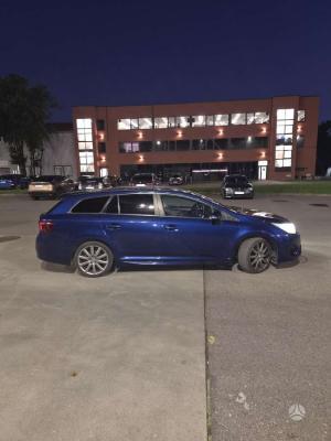 Blue Toyota Avensis 2015 in Kaunas, with an engine capacity of 1.60 L and mileage of 300 thousand km for 6000 €, photo  on AUTOMOTO.COM.LV
