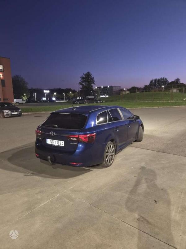 Тойота Авенсис 2015 в Каунас на AUTOMOTO.COM.LV Синий Тойота Авенсис 2015 в Каунас, объемом двигателя 1.60 л и пробегом 300 тыс. км за 6000 €, фото 4 на AUTOMOTO.COM.LV