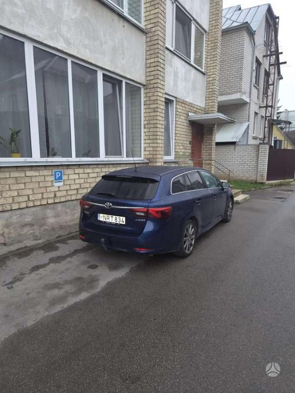 Тойота Авенсис 2015 в Каунас на AUTOMOTO.COM.LV Синий Тойота Авенсис 2015 в Каунас, объемом двигателя 1.60 л и пробегом 300 тыс. км за 6000 €, фото 7 на AUTOMOTO.COM.LV