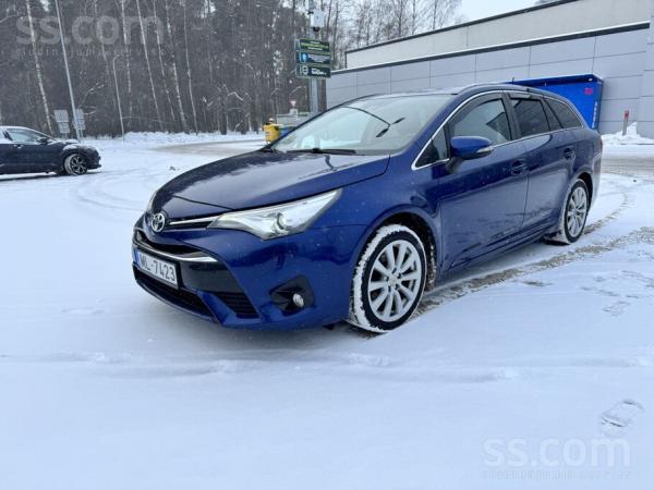 Zils Toyota Avensis 2016 Rīga, ar dzinēja tilpumu 1.60 L un nobraukumu 170 tūkst. km par 8700 €, foto 3 vietnē AUTOMOTO.COM.LV