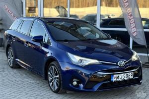 Blue Toyota Avensis 2016 in Radviliskis, with an engine capacity of 2.00 L and mileage of 224 thousand km for 10950 €, photo 4 on AUTOMOTO.COM.LV