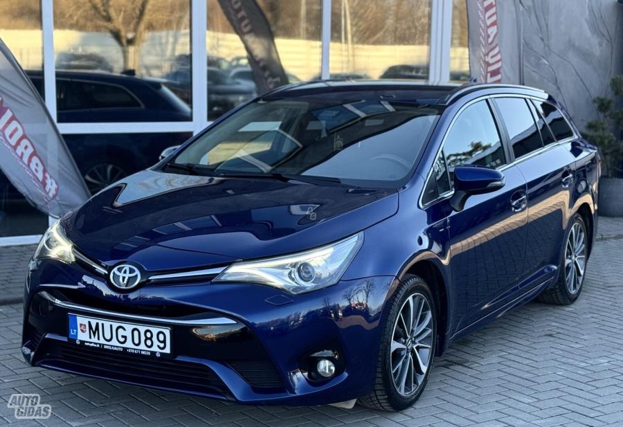 Blue Toyota Avensis 2016 in Radviliskis, with an engine capacity of 2.00 L and mileage of 224 thousand km for 10950 €, photo 5 on AUTOMOTO.COM.LV
