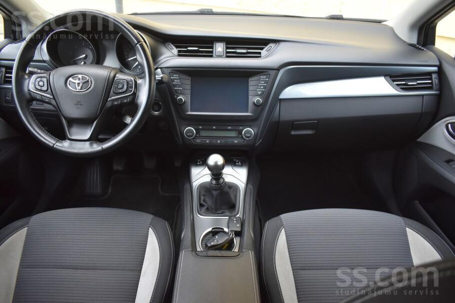 Zils Toyota Avensis 2016 Talsi, ar dzinēja tilpumu 2.00 L un nobraukumu 260 tūkst. km par 8700 €, foto 8 vietnē AUTOMOTO.COM.LV