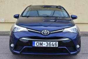 Blue Toyota Avensis 2016 in Talsi, with an engine capacity of 2.00 L and mileage of 220 thousand km for 8700 €, photo 4 on AUTOMOTO.COM.LV