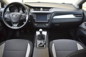 Blue Toyota Avensis 2016 in Talsi, with an engine capacity of 2.00 L and mileage of 220 thousand km for 8700 €, photo 8 on AUTOMOTO.COM.LV