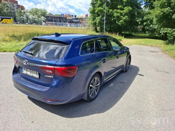 Zils Toyota Avensis 2016 Rīga, ar dzinēja tilpumu 1.80 L un nobraukumu 244 tūkst. km par 8800 €, foto 2 vietnē AUTOMOTO.COM.LV