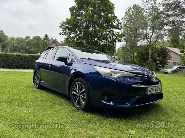 Blue Toyota Avensis 2016 in Tallinn, with an engine capacity of 1.80 L and mileage of 146 thousand km for 11300 €, photo 2 on AUTOMOTO.COM.LV