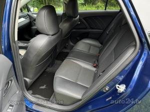 Синий Тойота Авенсис 2016 в Таллин, объемом двигателя 1.80 л и пробегом 146 тыс. км за 11300 €, фото 10 на AUTOMOTO.COM.LV