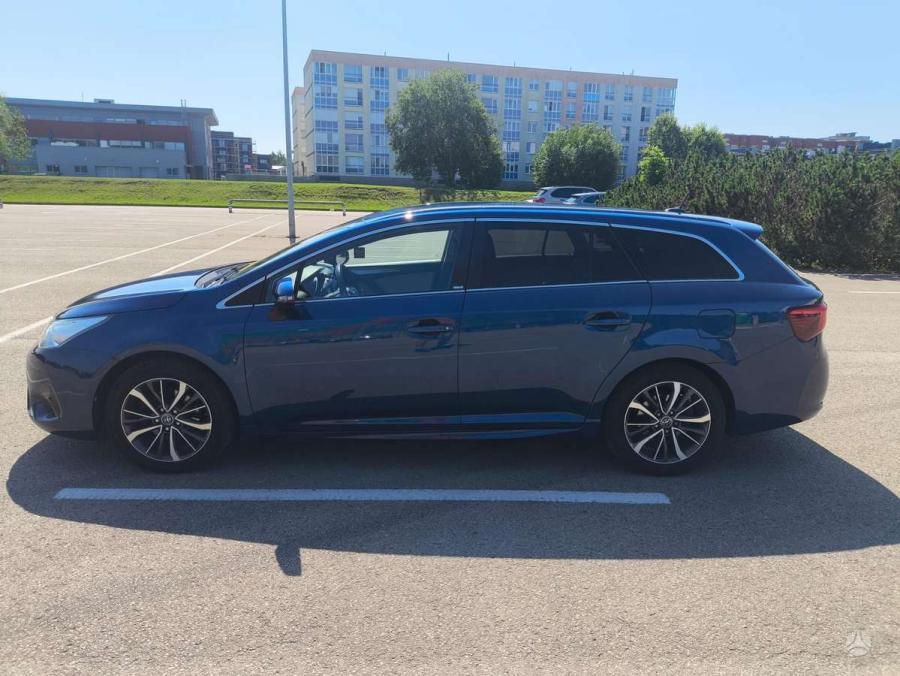 Zils Toyota Avensis 2016 Šauļi, ar dzinēja tilpumu 1.80 L un nobraukumu 138 tūkst. km par 11200 €, foto 3 vietnē AUTOMOTO.COM.LV
