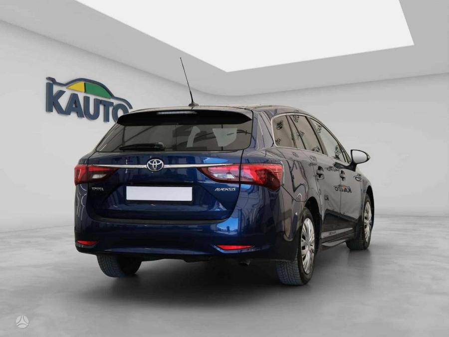 Синий Тойота Авенсис 2016 в Каунас, объемом двигателя 1.60 л и пробегом 192 тыс. км за 8990 €, фото 4 на AUTOMOTO.COM.LV
