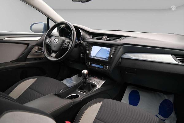 Синий Тойота Авенсис 2016 в Каунас, объемом двигателя 1.60 л и пробегом 192 тыс. км за 8990 €, фото 9 на AUTOMOTO.COM.LV
