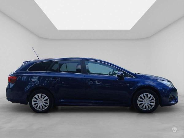 Zils Toyota Avensis 2016 Viļņa, ar dzinēja tilpumu 1.60 L un nobraukumu 192 tūkst. km par 8990 €, foto 7 vietnē AUTOMOTO.COM.LV
