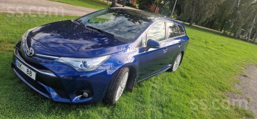 Zils Toyota Avensis 2016 Liepāja, ar dzinēja tilpumu 2.00 L un nobraukumu 435 tūkst. km par 7200 €, foto 1 vietnē AUTOMOTO.COM.LV